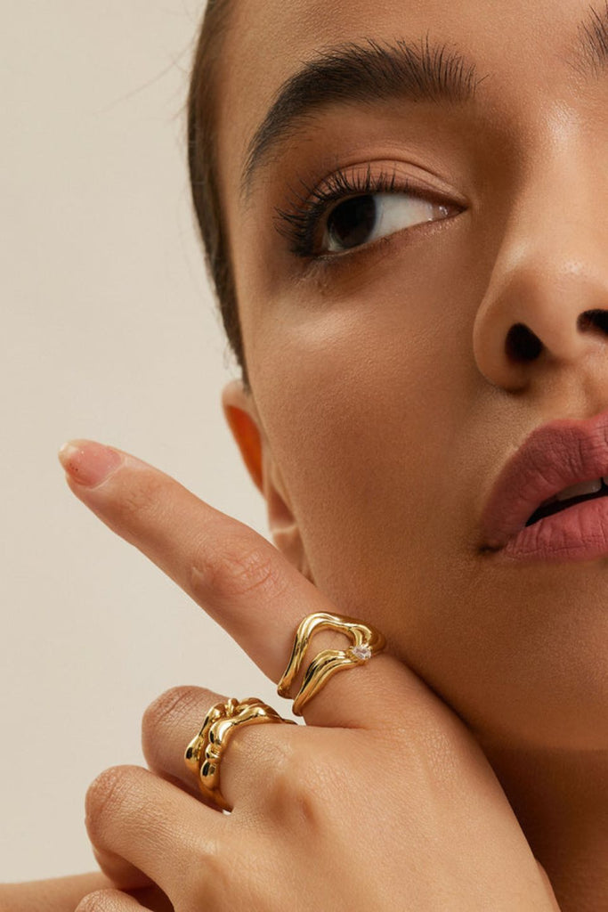 Shop Twisted Wave Adjustable EOL Gold Ring | Flo & Frankie