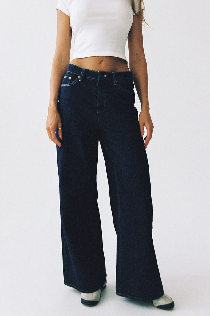 Shop Essential Blue Rinse Mid Relaxed Wide Leg Jean | Flo & Frankie