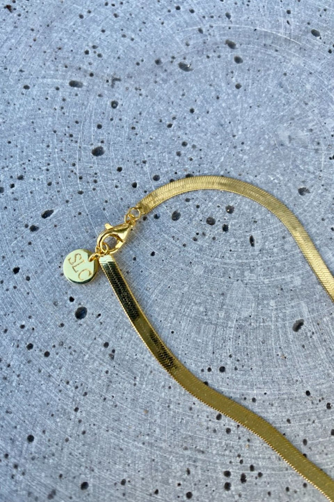 Shop Axel Snake Chain Gold Necklace | Flo & Frankie