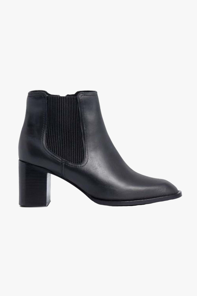 Shop Eleanore Heeled Black Leather Chelsea Boot | Flo & Frankie