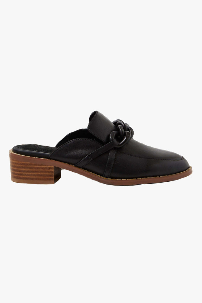 Shop Gabriel Black Leather Mule with Chain Detail Online | Flo & F