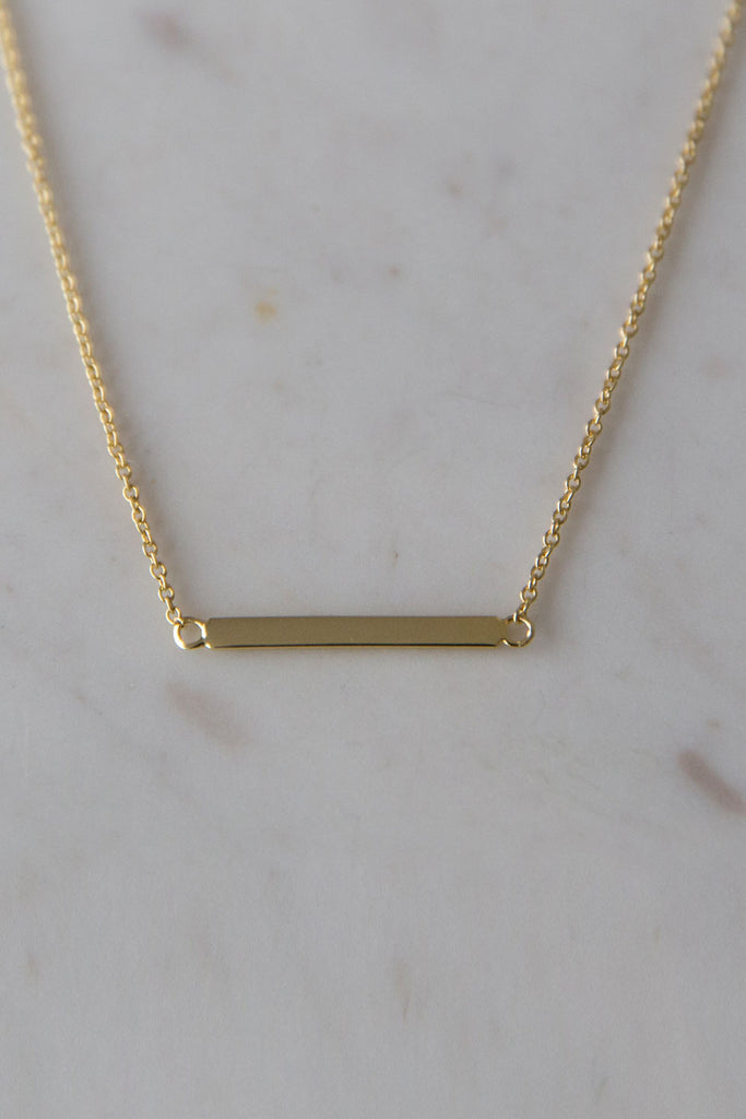 Shop Bar Gold Chain Necklace | Flo & Frankie